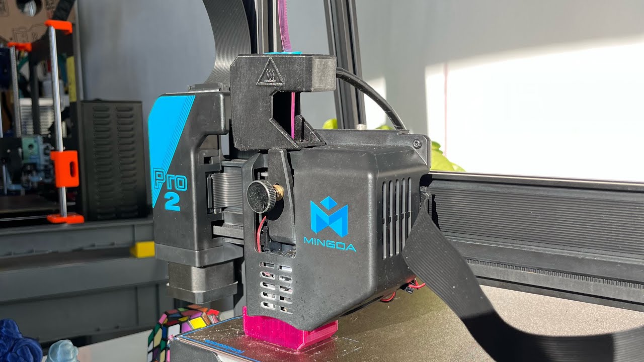 How to 3D print with strips of plastic bottles - YouTube