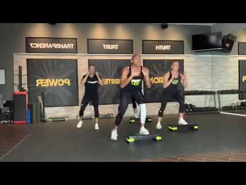 Transform 20 Sneak Peek Live Work Out with Shaun T - YouTube