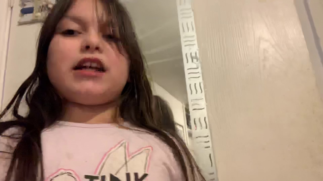 Ella & Ryan teddy hid & seek - YouTube