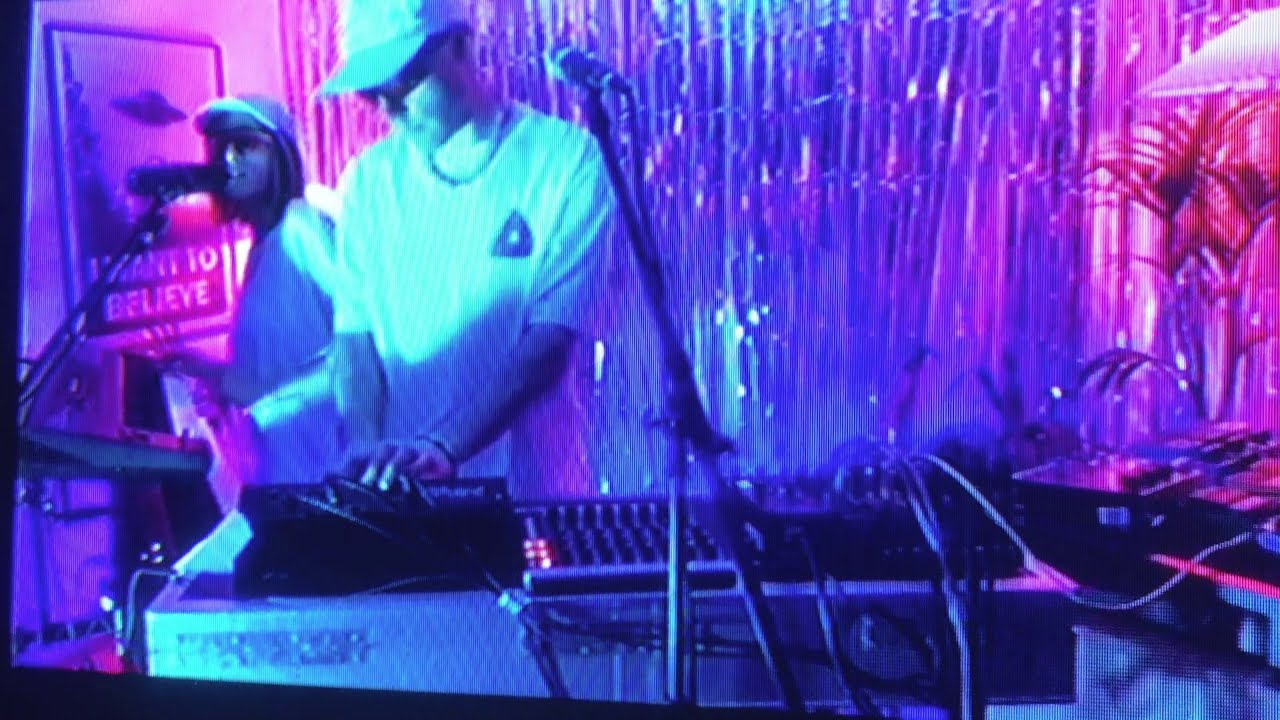 Runners Club 95 @ WORLDWIDE.WAV FESTIVAL 2021 🌐 - YouTube