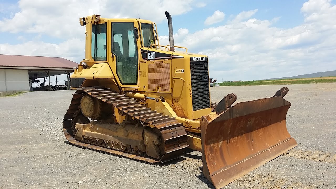 2005 Caterpillar D5N LGP Crawler Tractor! - YouTube