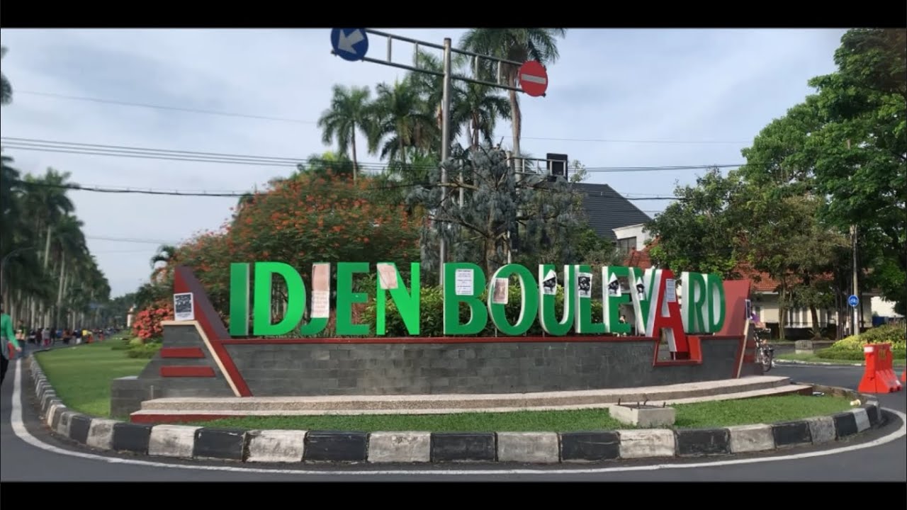 Idjen Boulevard, Malang - YouTube