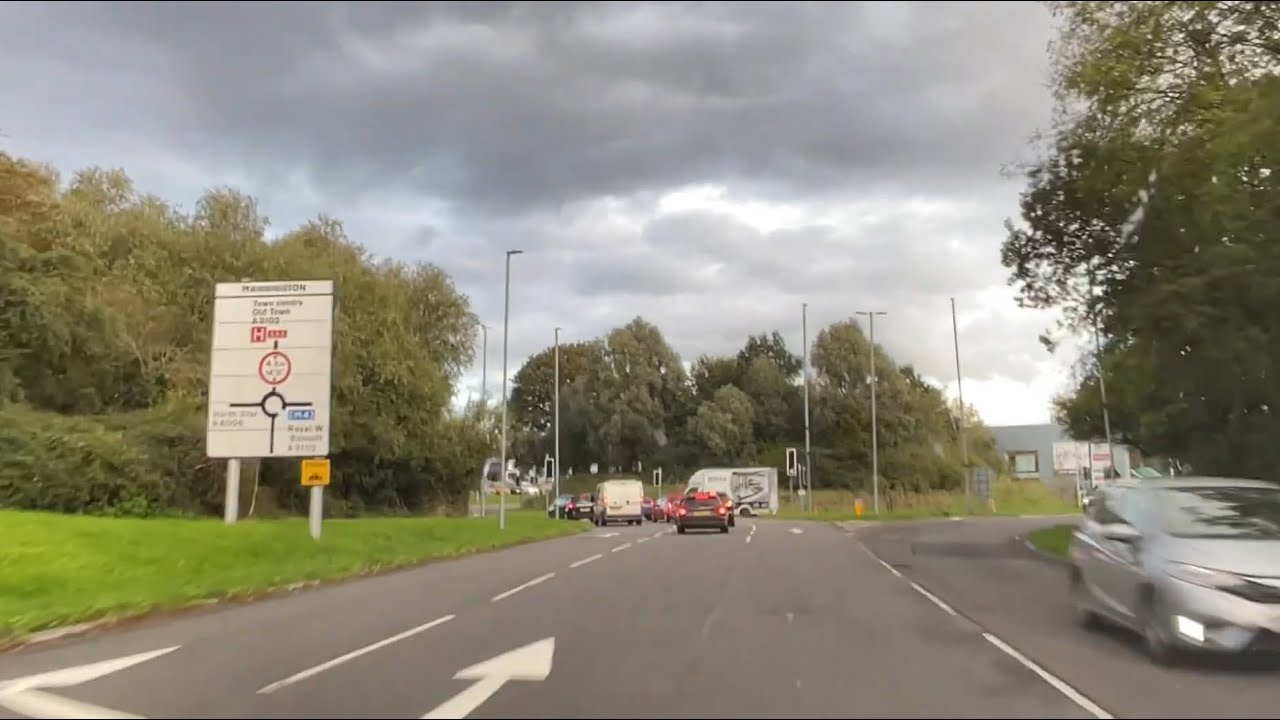 Mannington Roundabout from West Swindon to M4 (3rd Exit) - YouTube