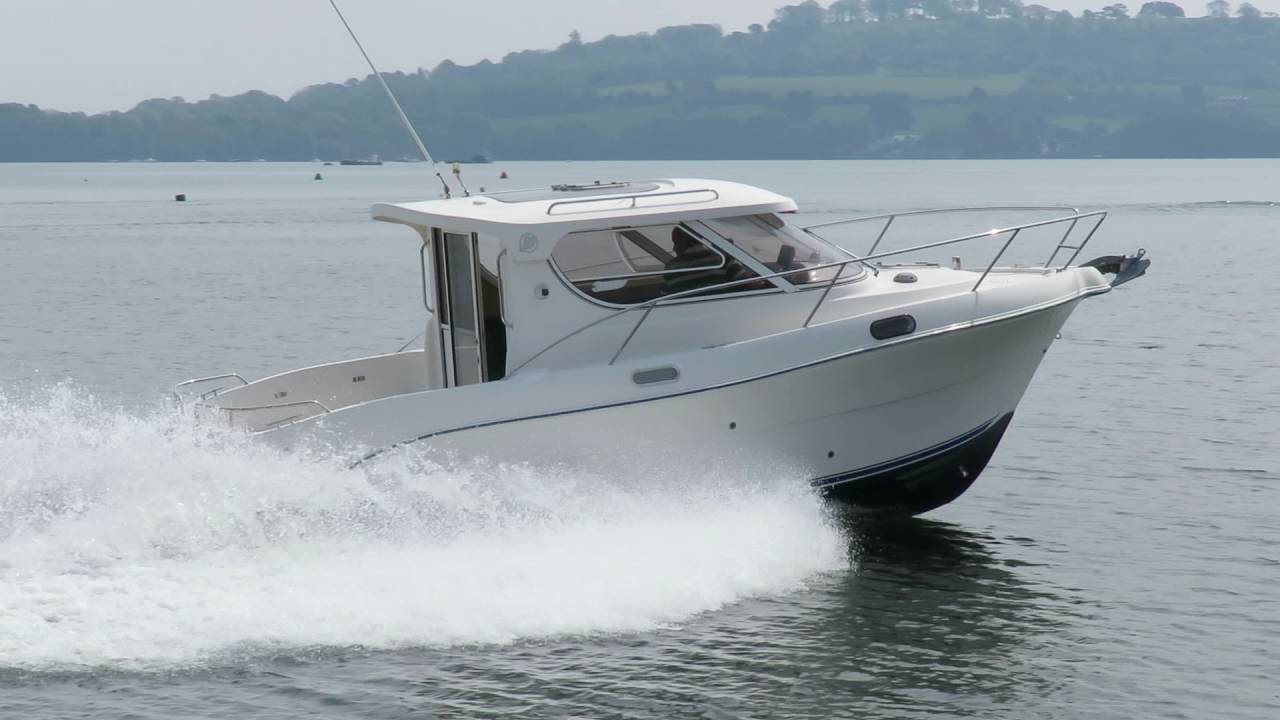Quicksilver 700 - YouTube