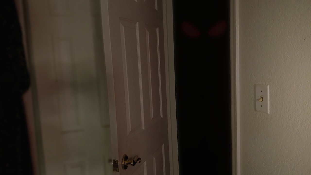 door monster attacks - YouTube