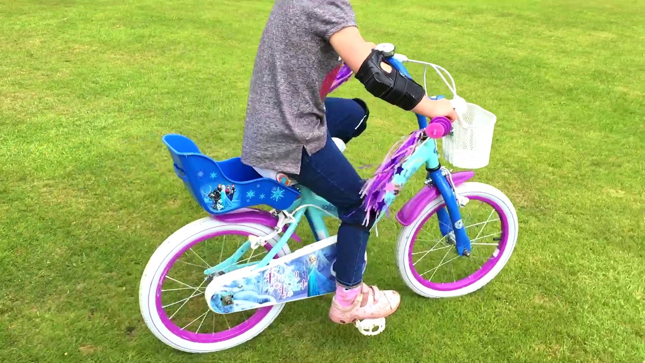 Learning to ride a bike - Video editing example - YouTube