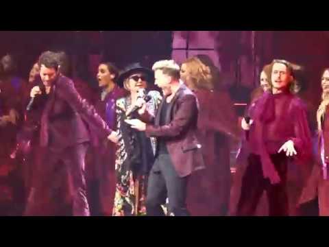 TAKE THAT & LULU - RELIGHT MY FIRE // SHEFFIELD - YouTube
