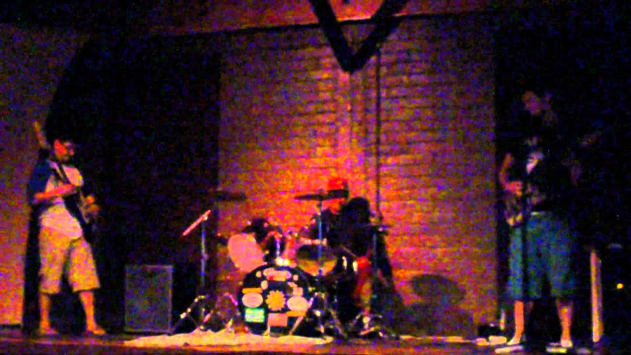 Modesto Music Live Scene Theater 417 College Night 05-09-12 Vid 4 - YouTube