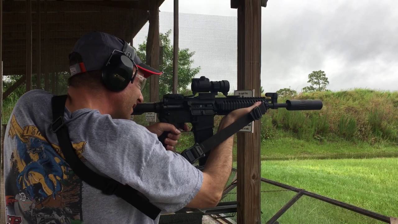 Colt LE6943 11.5 w/AAC 5.56 mini suppressor - YouTube