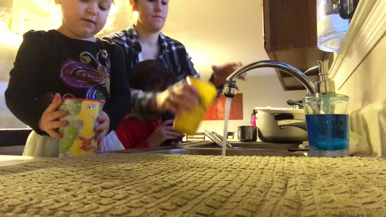 12/17/18 Mom and kiddos gargling salt water - YouTube