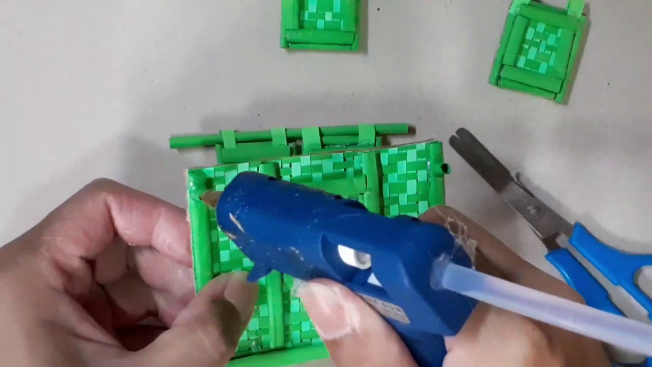 Making Miniature Bahay Kubo Using Thick Cardboard and Colored Paper No ...