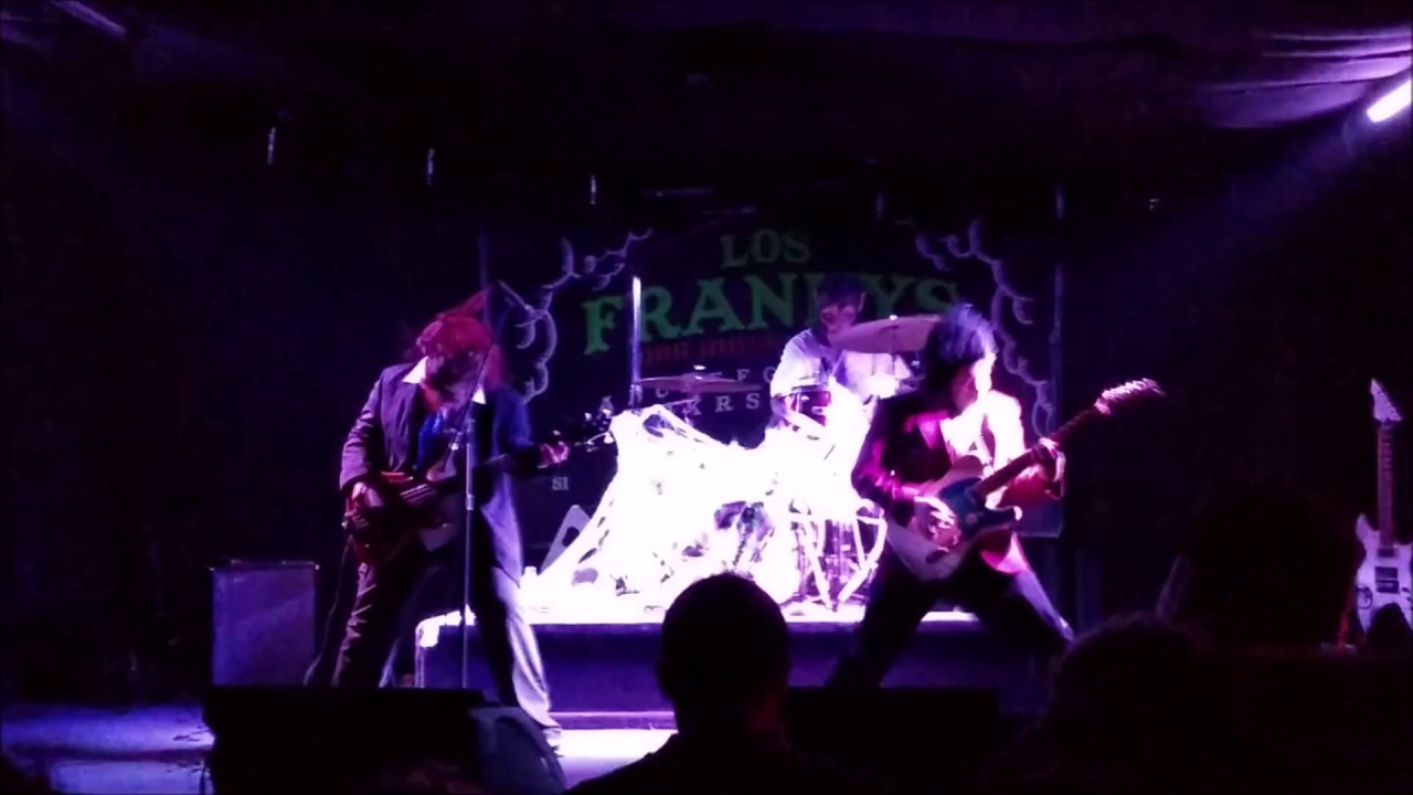 Simiocidio - Simio Lomo Plateado EN VIVO CDMX - YouTube