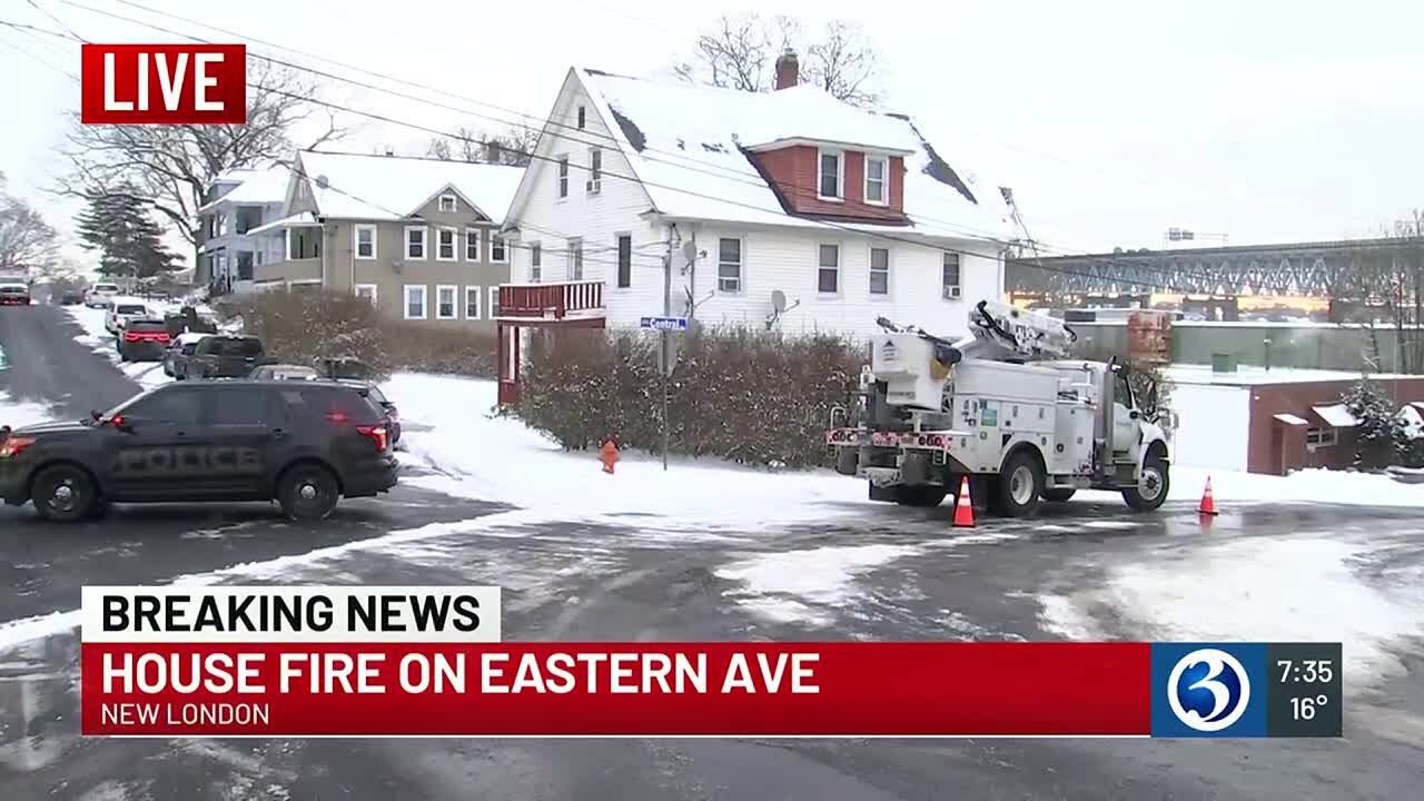 Crews respond to early morning structure fire in New London - YouTube
