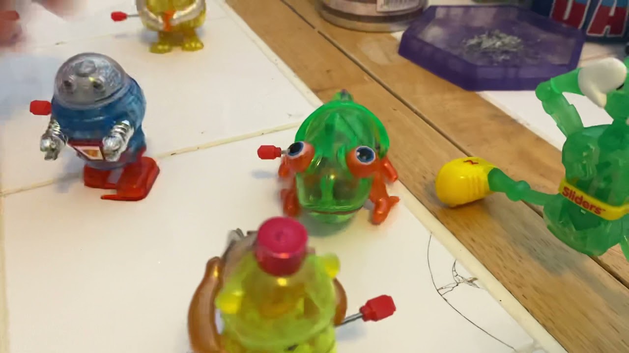 California Creations - Z Wind Up Toy Collection (60fps Version) - YouTube