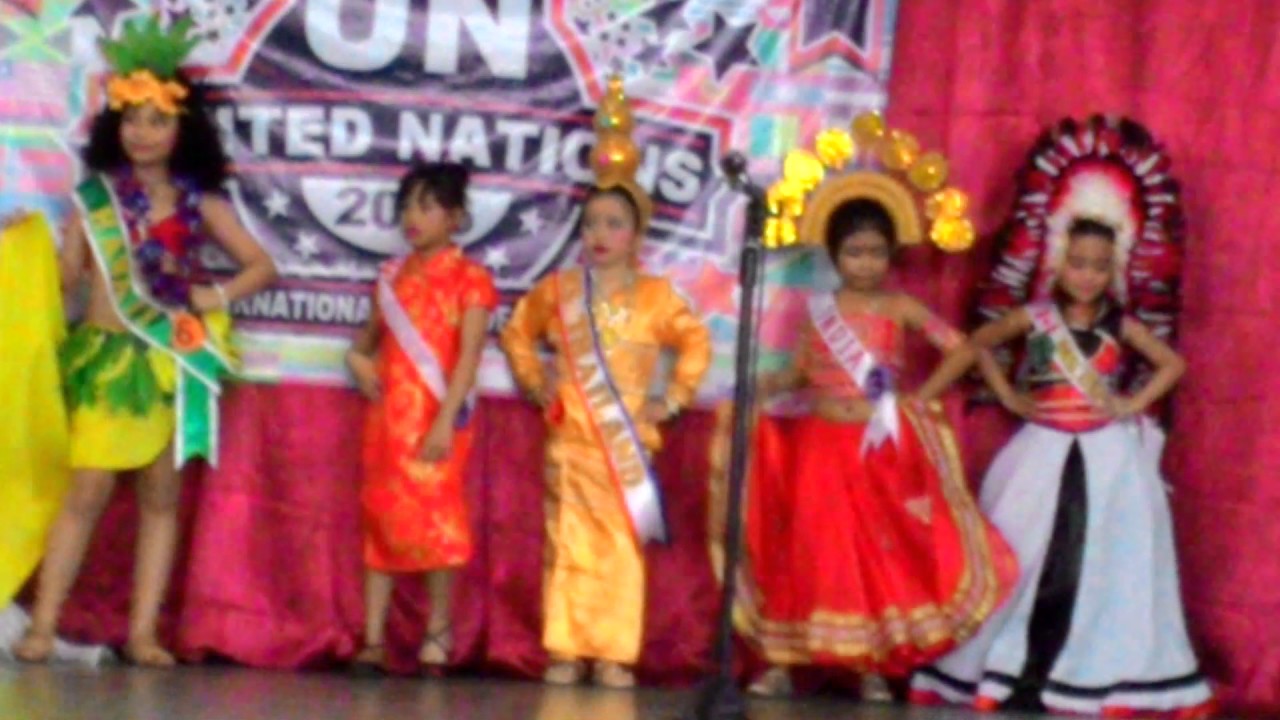 Mrs. Un and mr. Un - YouTube