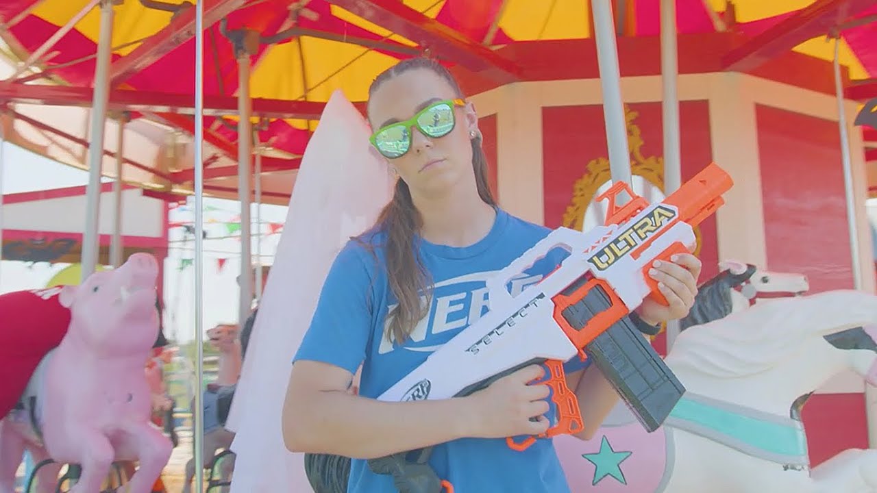 NERF Carnival Games 🎠 | EP26 | Nerf House Showdown - YouTube