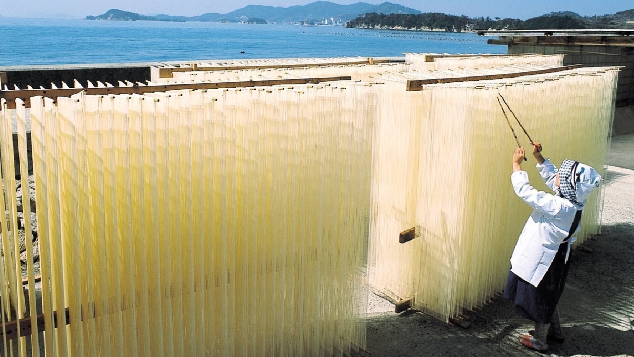 How To Making Japan Famous Noodle - Traditional Japanese Noodle Factory ...