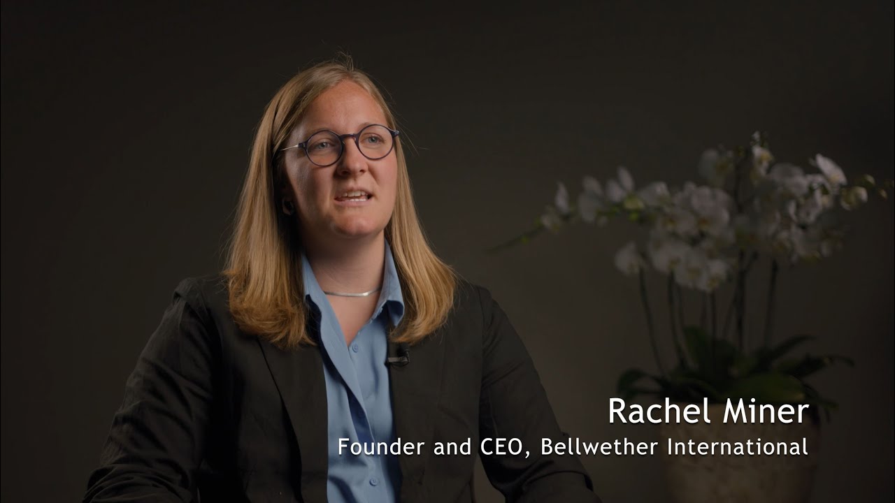 Rachel Miner at the G20 Interfaith Forum - YouTube