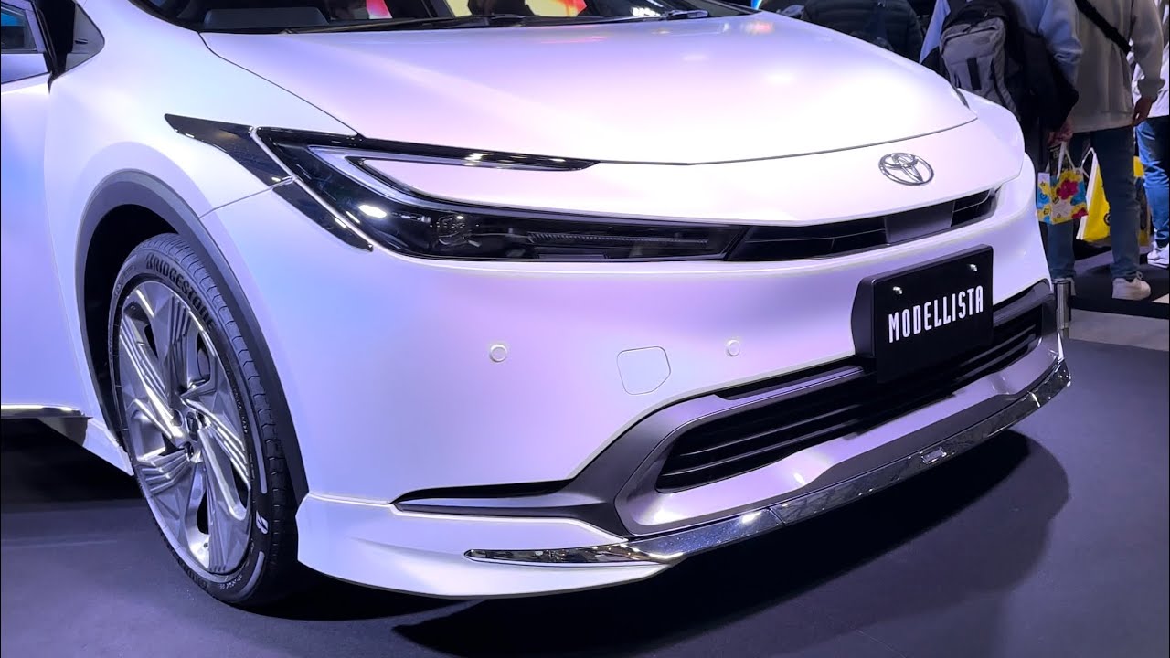 2023 Prius Modellista Body-kit ( Elegant Ice Style & Cool Shine Kit ...