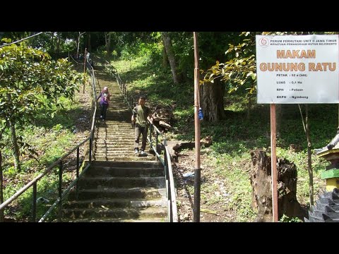 SITUS MAKAM GUNUNG RATU, NGIMBANG, LAMONGAN, JAWA TIMUR - YouTube