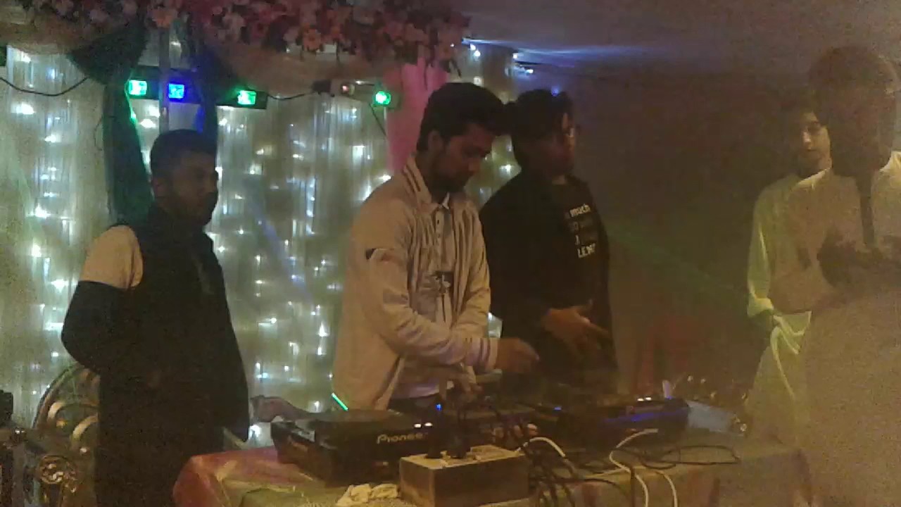 Live Playing Me DJ AYAN FAZIL - YouTube