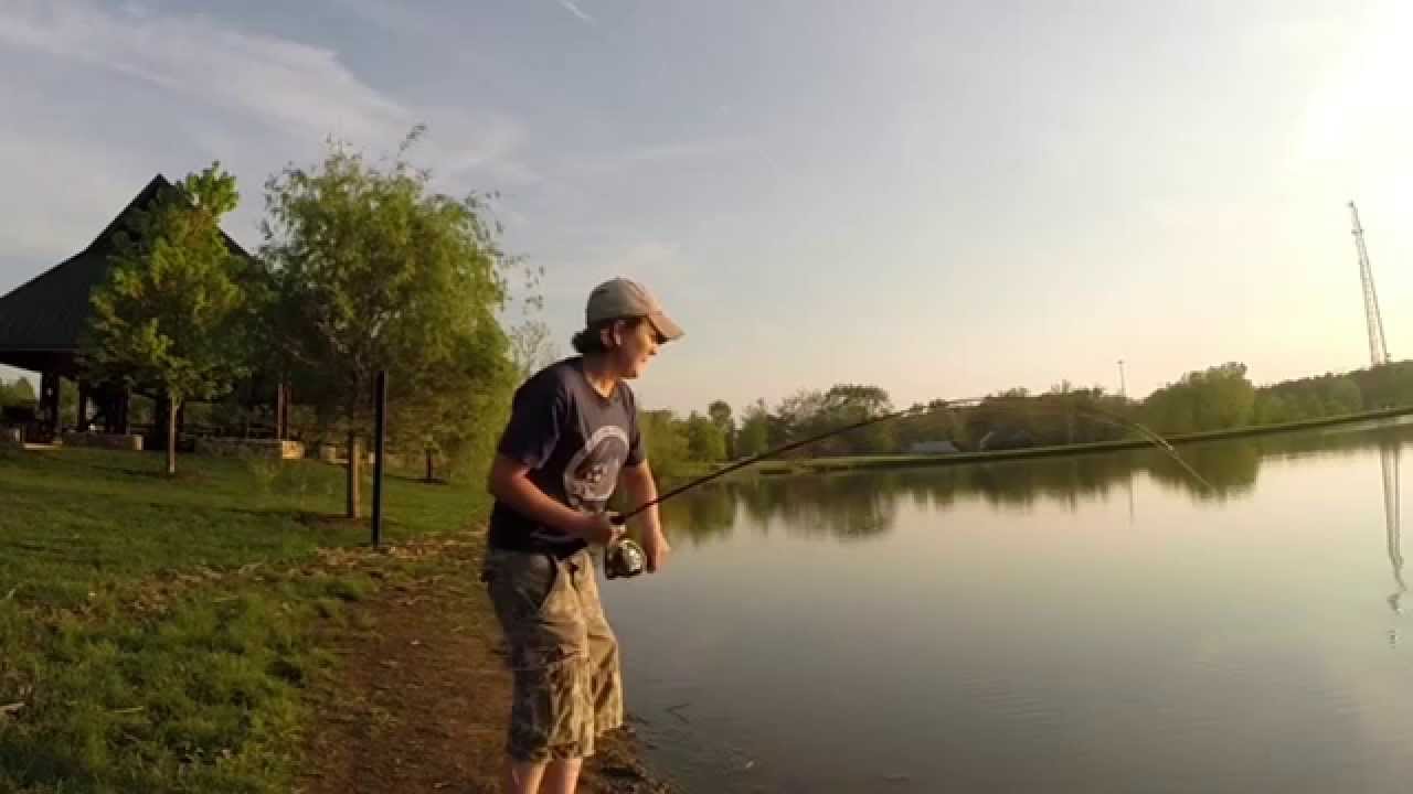First Bass of 2015 - personal best, 6lb 22" largemouth bass - YouTube