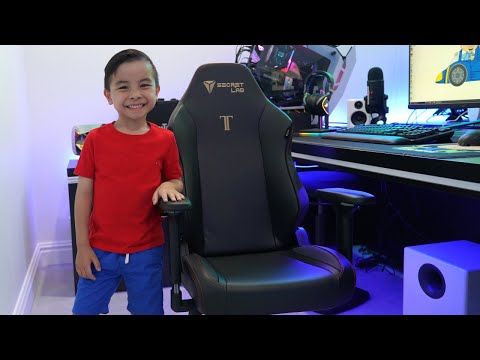 Surprising Kaison with a  MINI Gaming Chair CKN Gaming