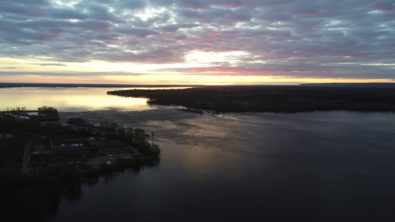 2020-05-17-Sunset over Deschenes Rapids - YouTube