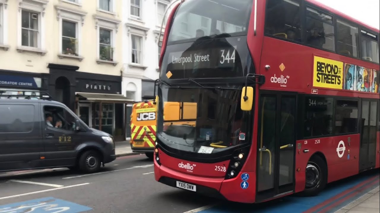 *Thrash* Journey On The 344 I Clapham Junction - The Latchmere I Enviro ...