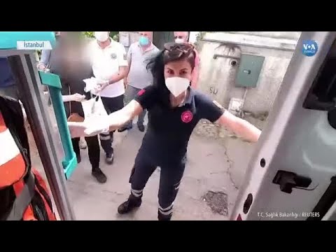 Sadık Köpek Ambulansı Takip Etti
