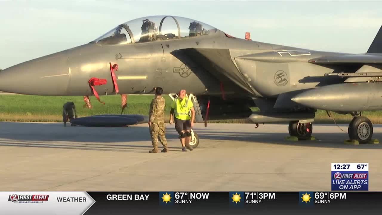 Fighter jets training over Wisconsin this week - YouTube