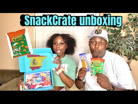 UNBOXING MY SNACK SUBSCRIPTION BOX ! - YouTube