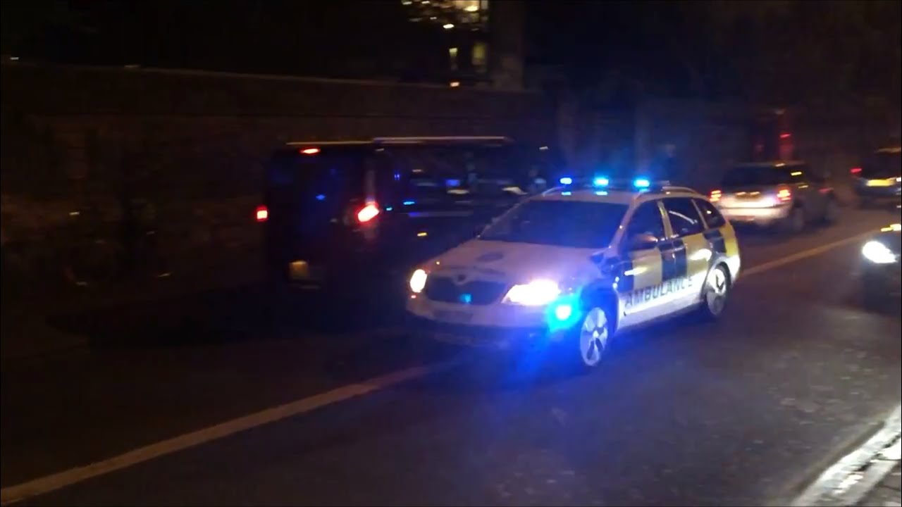 East of England Ambulance RRV Responding in Cambridge - YouTube