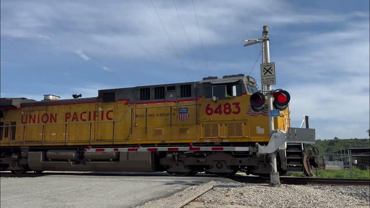 UP 6483 flies through Hagle Lumber Railroad Crossing, Camarillo CA 3-27-24 - YouTube