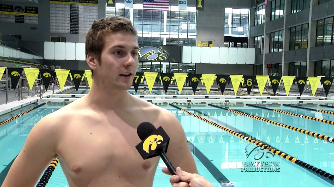 Iowa Swimming and Diving Set to Open Season - YouTube