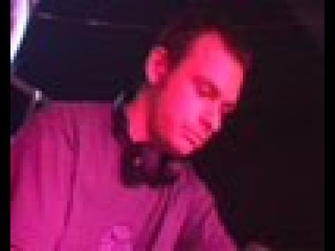Andy C @ NYE 2001/2002 [100K video] - YouTube