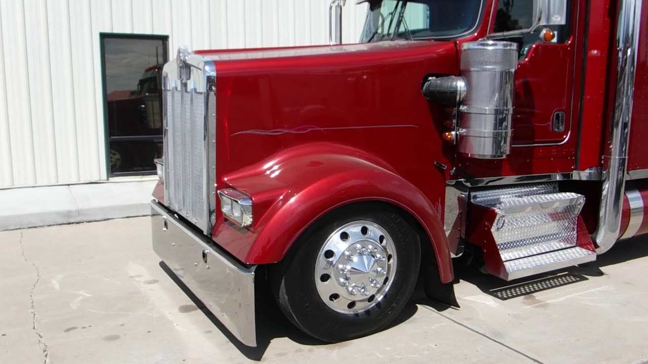 2016 Kenworth W-900L Glider with adjustable air ride front axle - YouTube