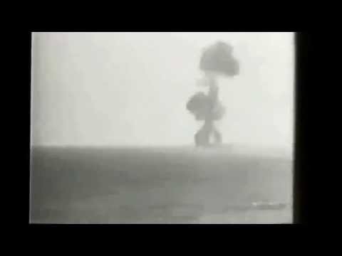 HMS Hood exploding - YouTube