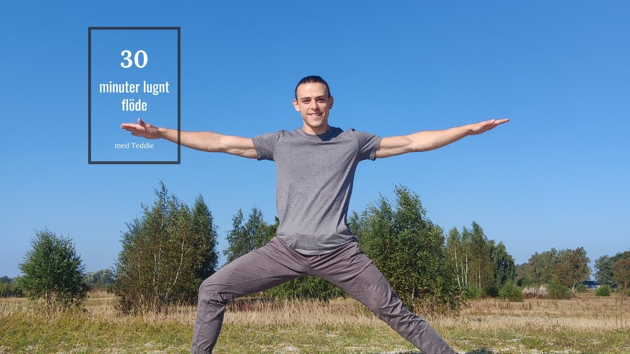 Yoga 30 minuter lugnt flöde med Teddie - YouTube