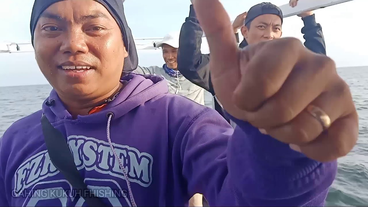 PROSES PENURUNAN RUMPON DARI BAHAN KAYU DAN DAUN KELAPA...#TElUKBOGAM ...