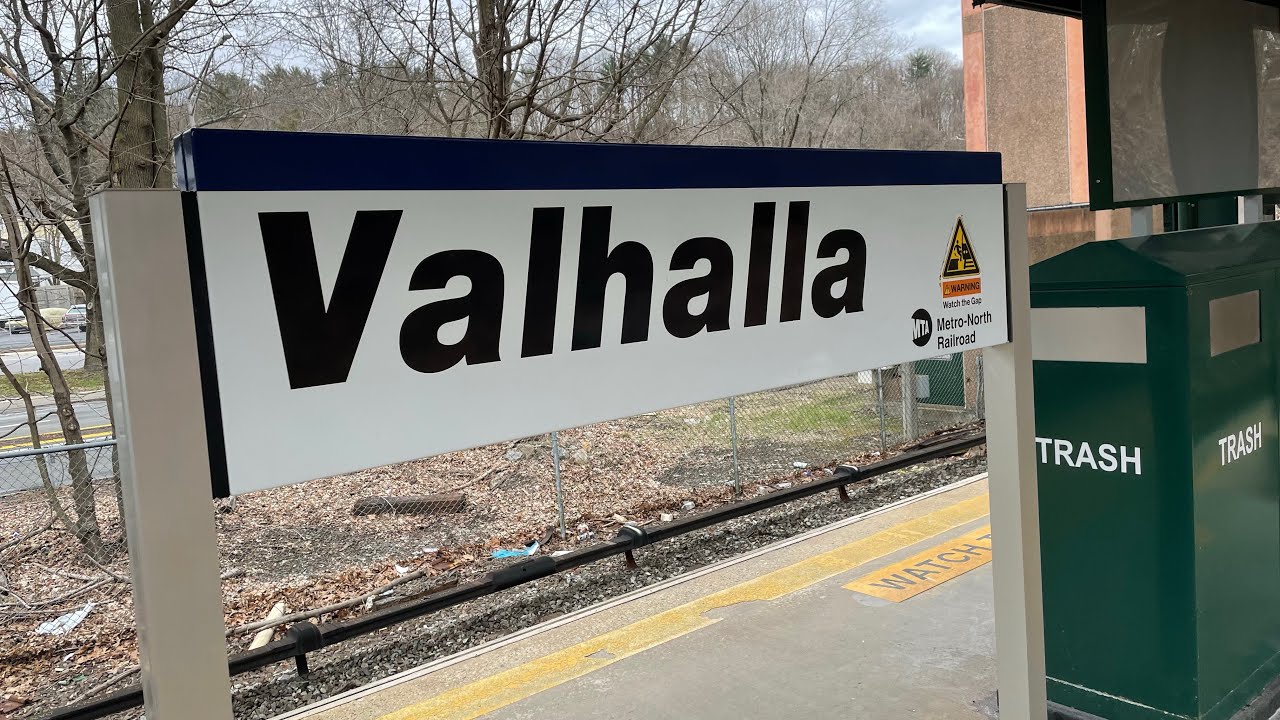 Metro-North Harlem Line Action @ Valhalla - YouTube