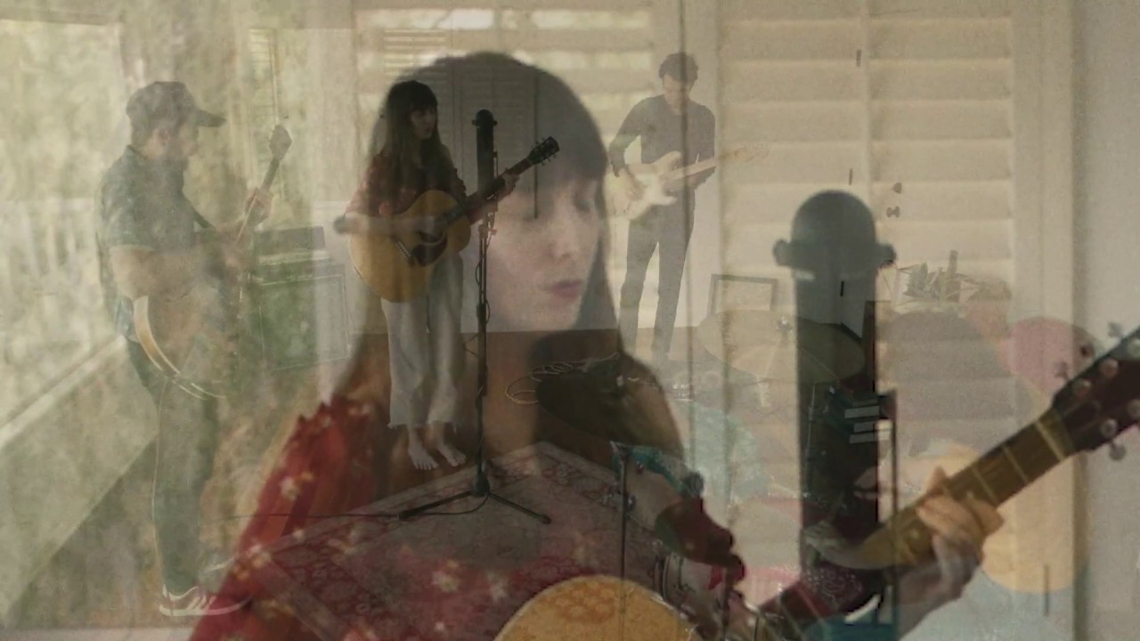 Anna Ash - You Turn Me On I'm a Radio - YouTube