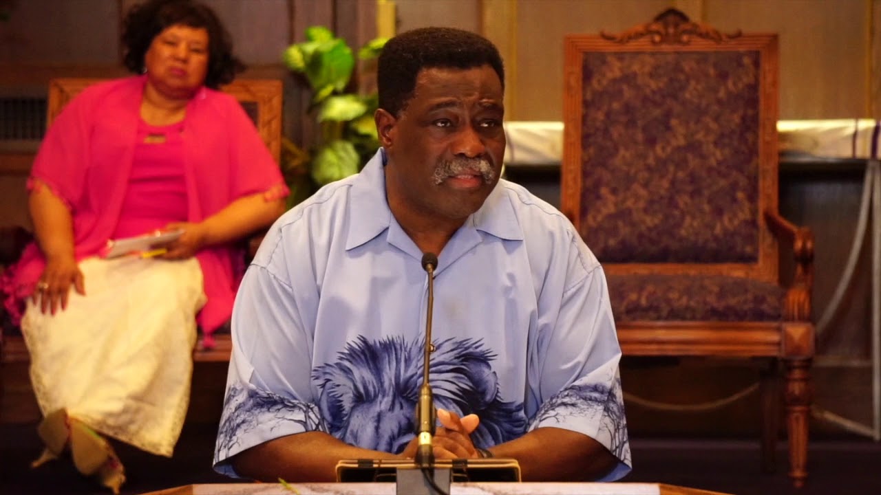 Bishop Elect James L. Gill Walking In Divine Favor - YouTube