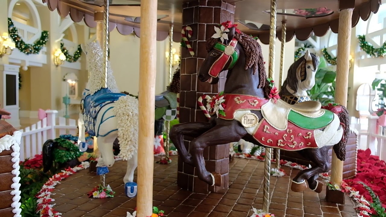 Holiday Carousel at Disney's Beach Club Resort, Christmas 2017 - YouTube