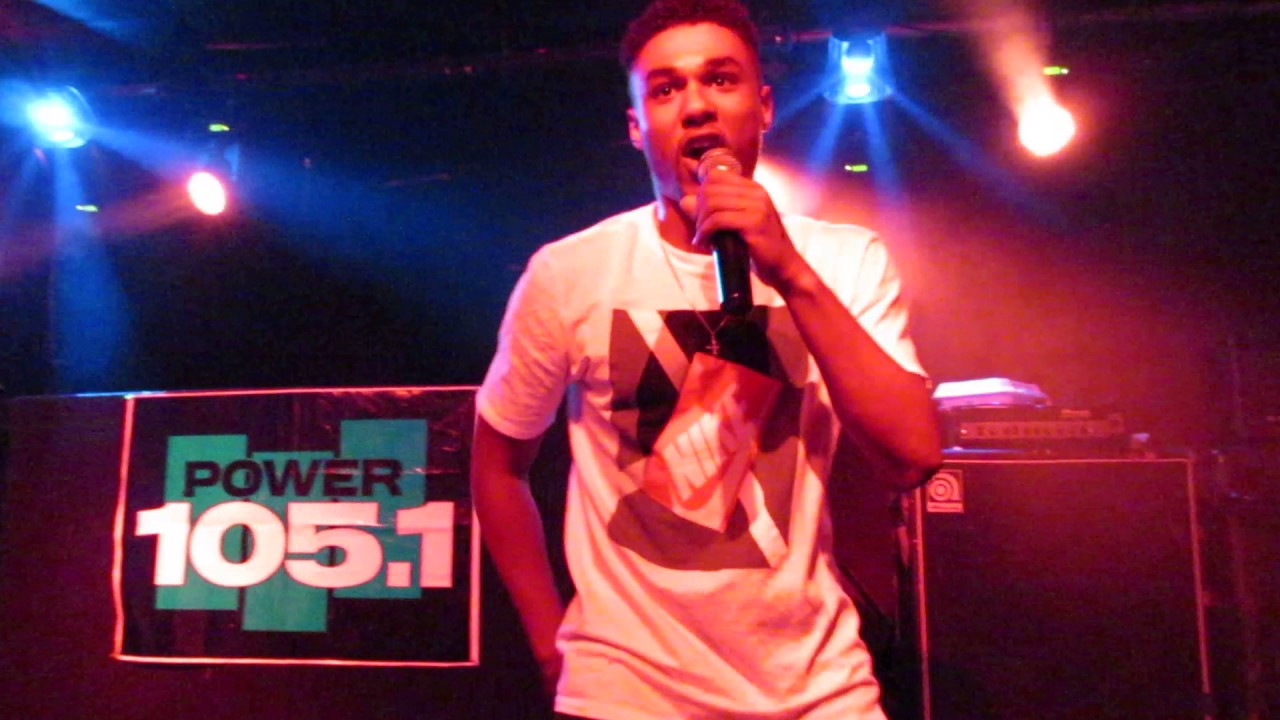 SmoovDaMC Power 105 Showcase!! Hosted by DJ Reymo - YouTube