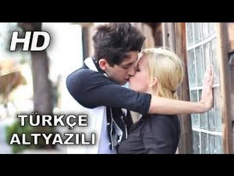 Öpüşme Cezalı Oyun - Sevgililer Günü Özel 2015 [Türkçe Altyazılı] [HD]