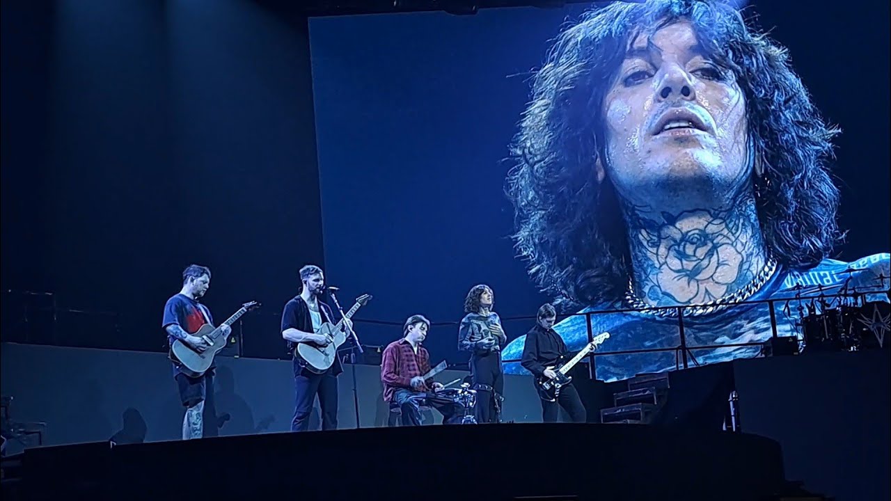 Bring Me The Horizon (live) - sTraNgeRs (acoustic) - Hydro, Glasgow ...