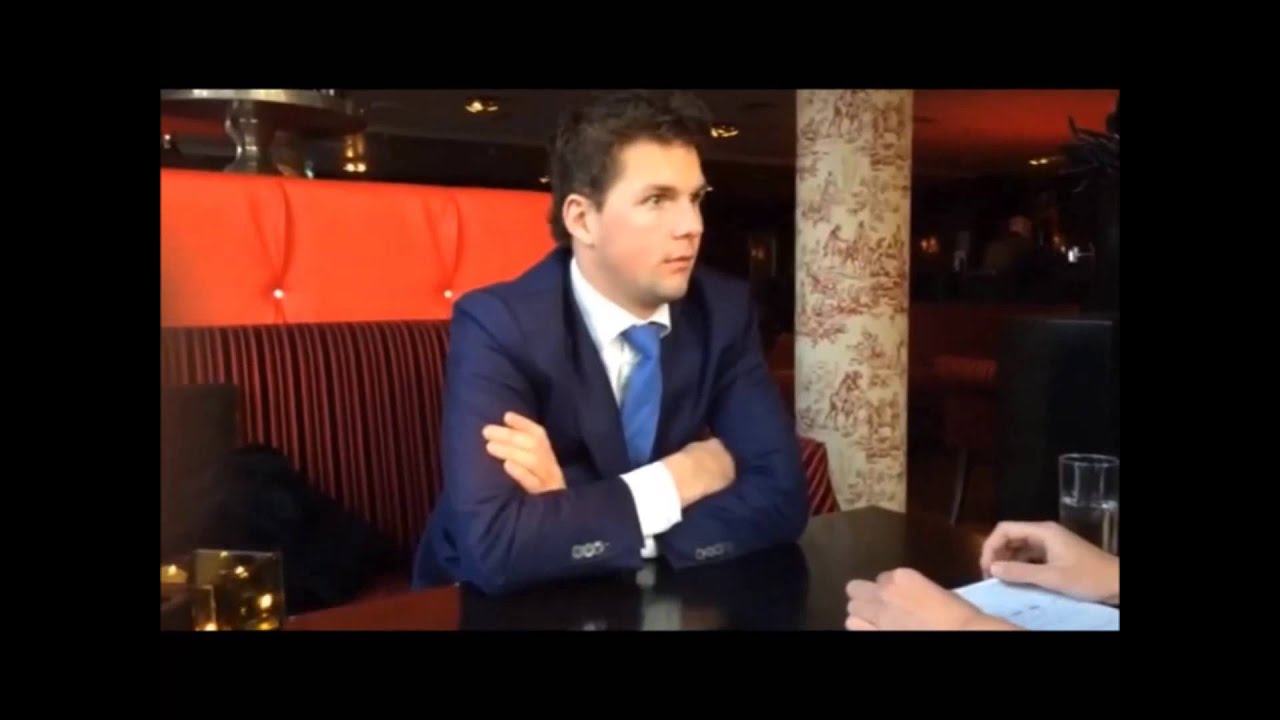 Interview met Bill van der Valk - Door Niels & Levi - YouTube