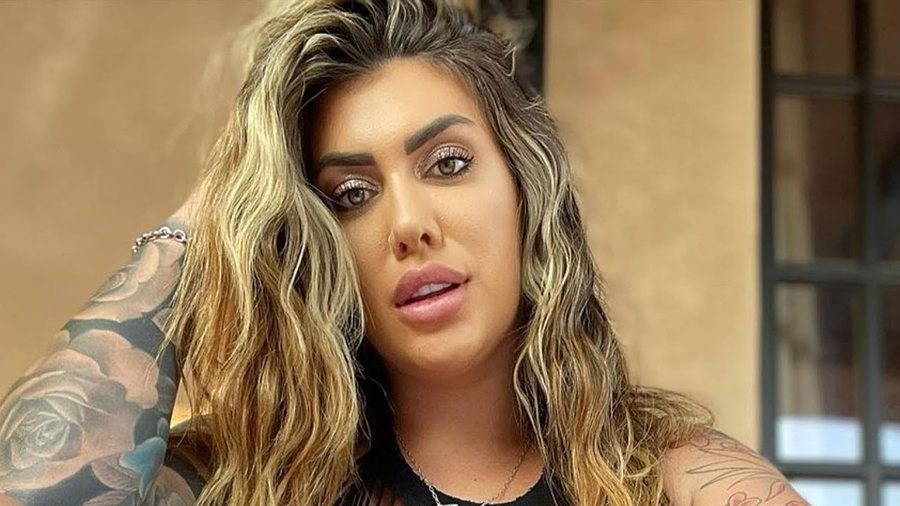 Ana Lorde Biography & Facts, Curvy Outfit, Height, Fashion | Net Worth ...