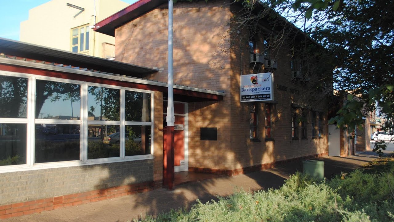Port Adelaide Backpackers, Australia - YouTube